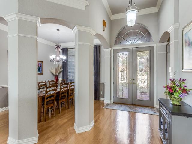 405 Shenandoah Dr, Burleson, TX 76028 | MLS #21190 | Compass