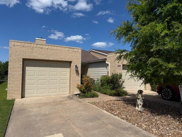 405 Summit Cir, Fredericksburg, TX 78624 | MLS #104396