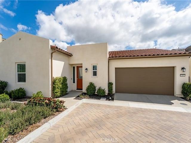 405 Sunrise Rd, Ladera Ranch, CA 92694