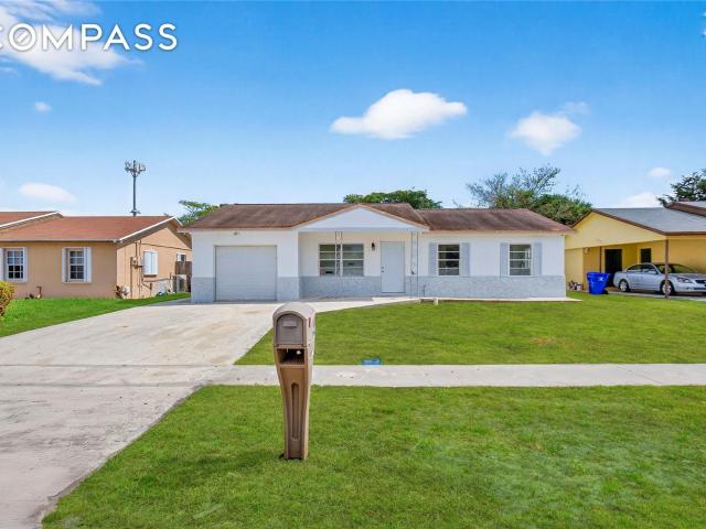405 SW 78th Ter, North Lauderdale, FL