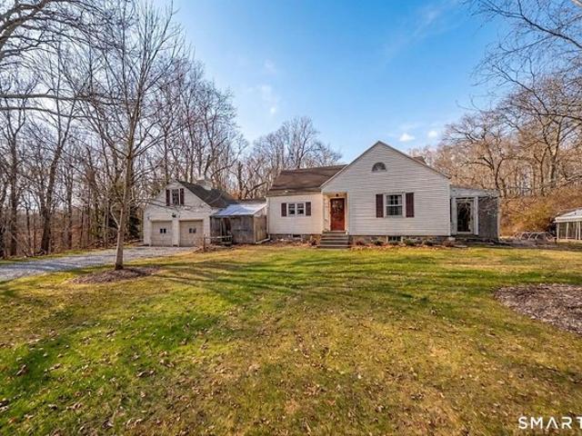 405 Pond Meadow Rd, Westbrook, CT 06498