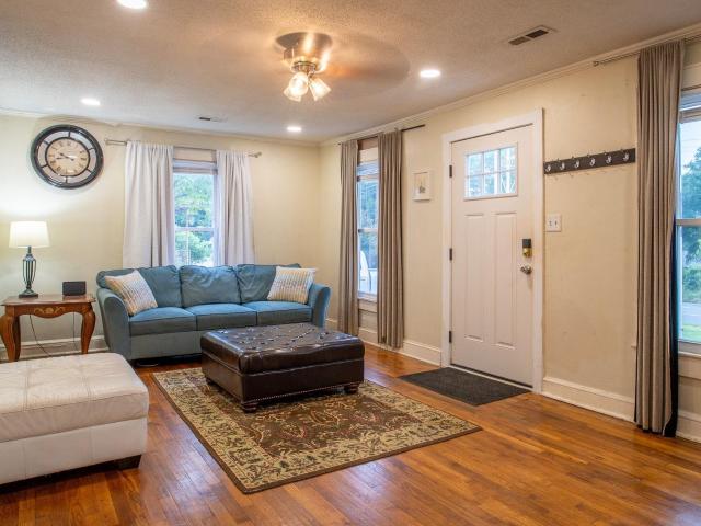 405 Perry Road