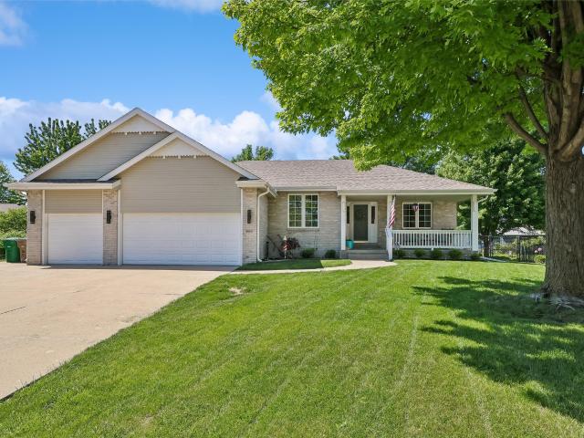 405 Plumwood Court SW