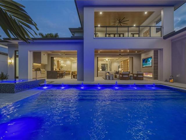 405 Putter Point Dr, Naples, FL 34103 | MLS #225085 | Compass