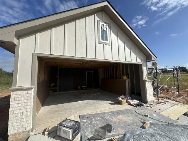 405 Rockbridge Drive