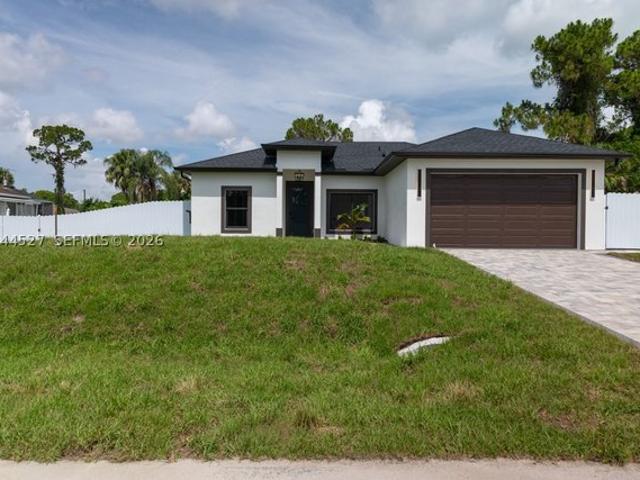 405 Roosevelt Ave, Lehigh Acres, FL 33936