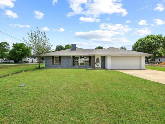 405 W 3rd St, Anna, TX 75409