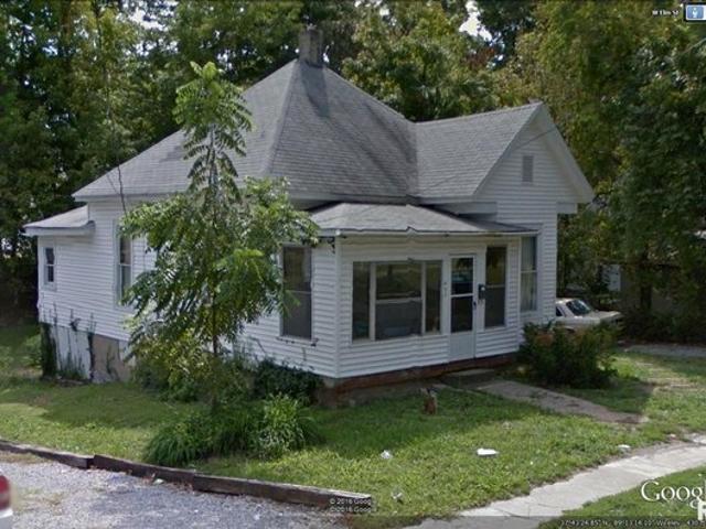 405 W Elm St, Carbondale, IL 62901