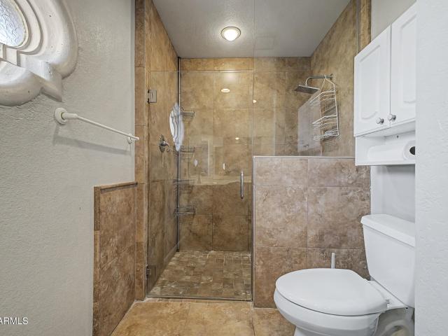 405 w sandra terrace