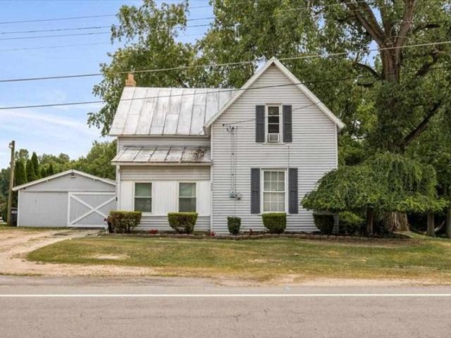 405 W Second St, Ridgeville, IN 47380