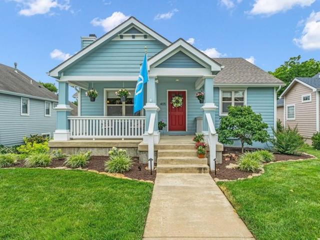 405 Vine Dr, Lawrence, KS 66049