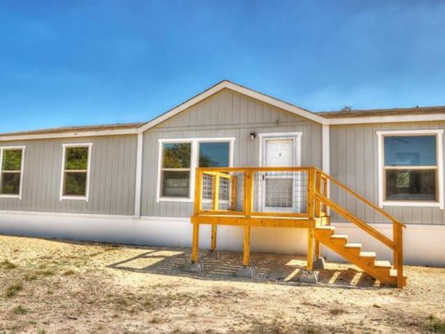 405A N Frio St, Camp Wood, TX 78833