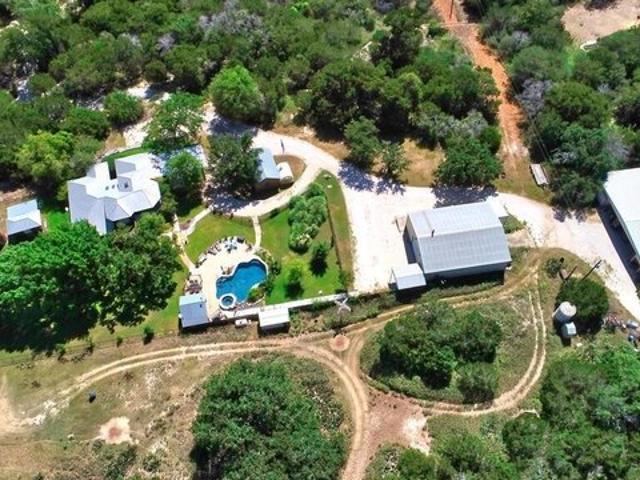 4065 N Cypress Creek Rd, Comfort, TX 78013