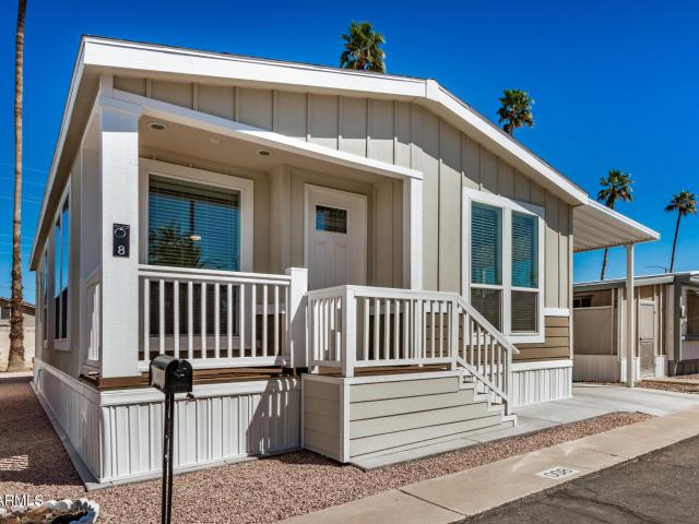 4065 e university drive # 8