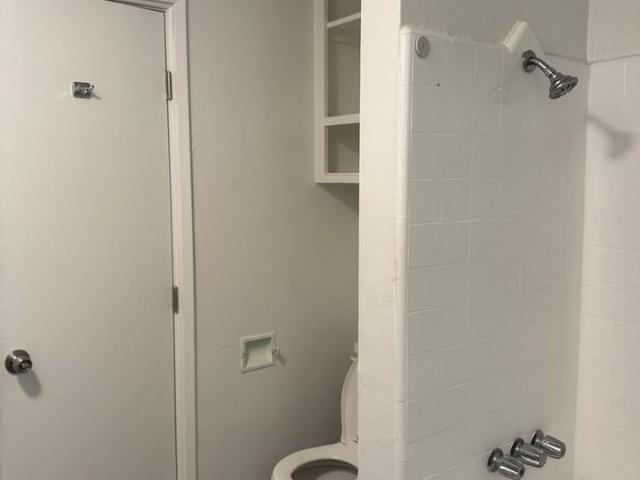 4066 Coco Ave Properties LLC 1 Bedroom Apartment for Rent at 4066 Coco Ave, Los Angeles, CA 90008 Congress West