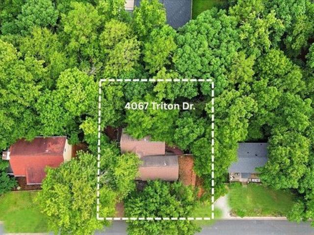 4067 Triton Dr, Tega Cay, SC 29708