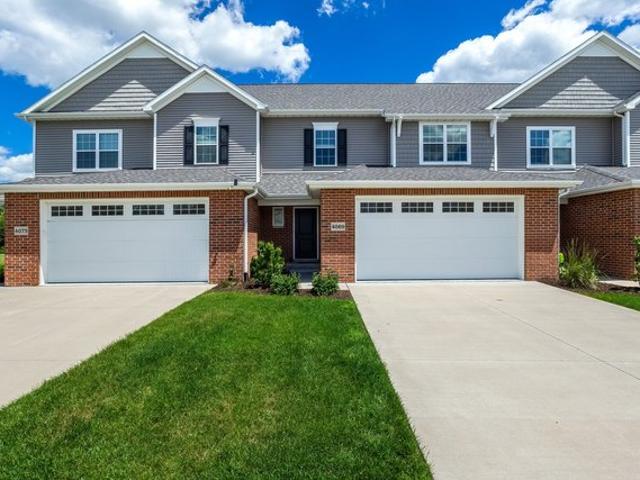 4069 Orchard Dr, Bettendorf, IA 52722
