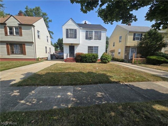 4069 Hinsdale Rd, Cleveland, OH 44121
