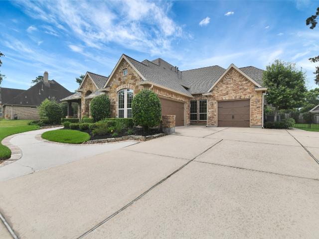 40603 Manor Drive