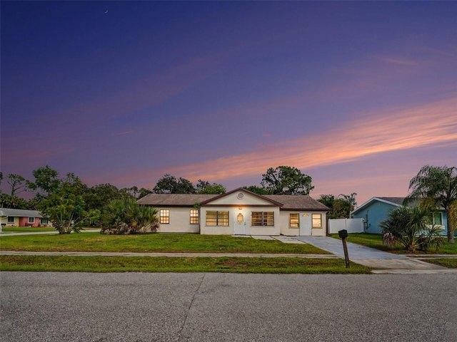 4060 Avanti Cir, North Port, FL 34287