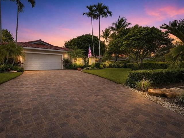 4060 Cypress Hammock Ln, Pompano Beach, FL 33069