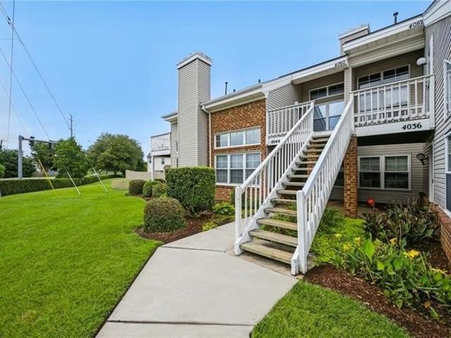 4060 Laurel Green Cir, Virginia Beach, VA 23456
