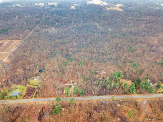 4060 th St, Covert, MI 49043