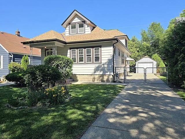 4062 N 40th St, Milwaukee, WI 53216
