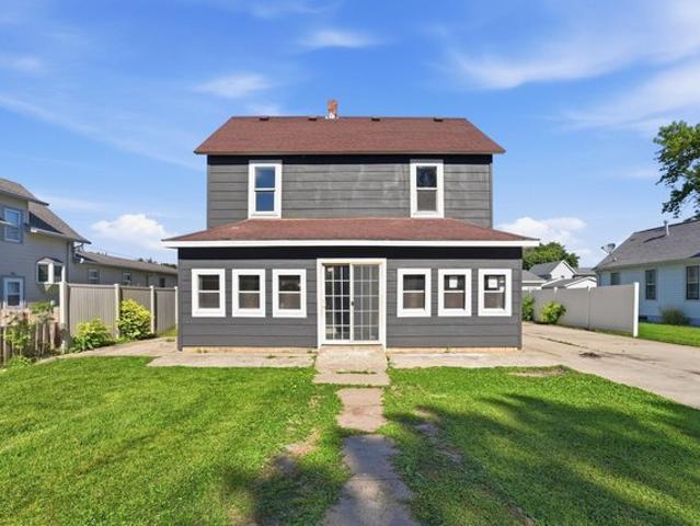 406 12th St S, Benson, MN 56215