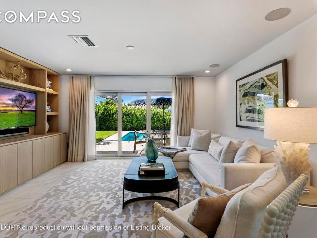 406 35th St, West Palm Beach, FL