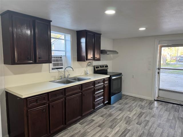 406 7th St, Alvin, TX 77511 | MLS #70911