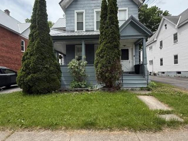406 408 Locust Ave, Amsterdam, NY 12010