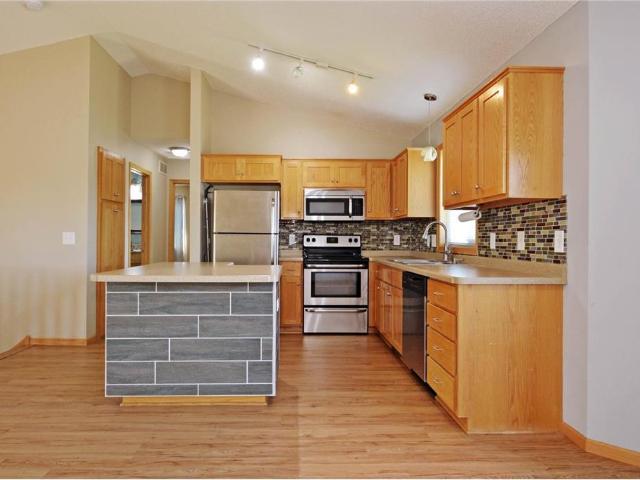 406 66th Street SW