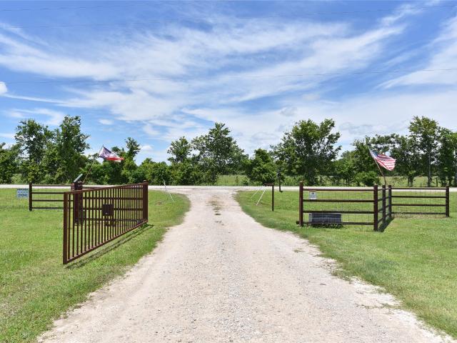 406 County Road 100