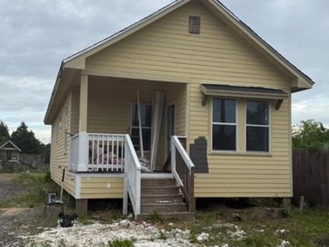 406 County Road 5015, Cleveland, TX 77327
