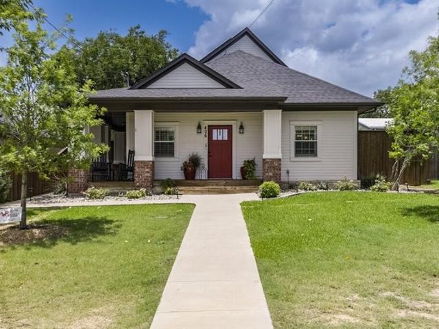 406 Commerce St, Maypearl, TX 76064
