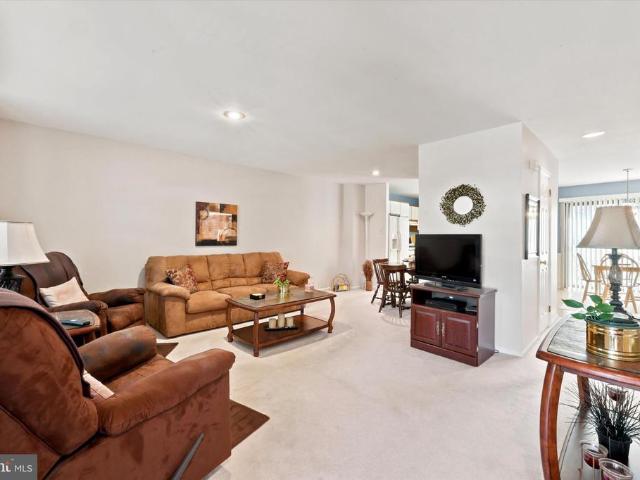 406 Carpenter Circle