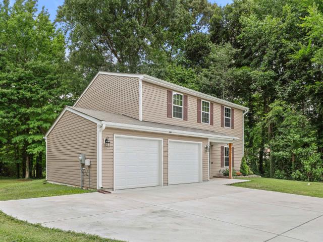 406 Carrie Court