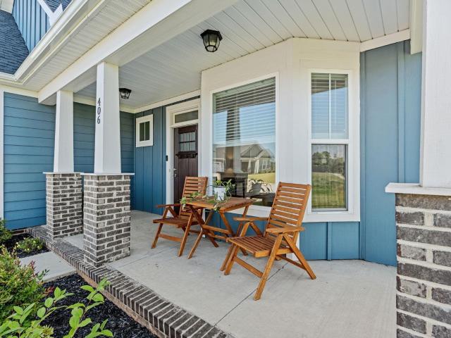 406 Charney Lane