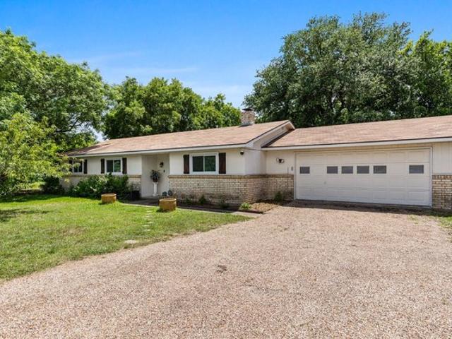 406 Cindy Ln, Lorena, TX 76655