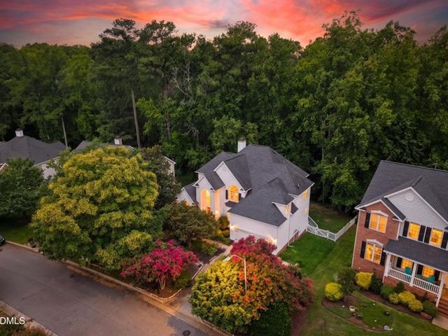 406 Cricketfield Ln, Cary, NC 27518