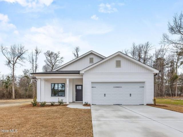 406 Alice Ln, Burgaw, NC 28425