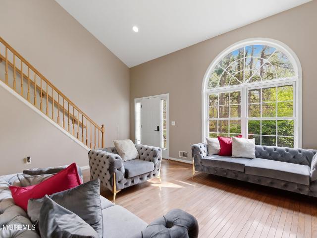 406 Burke Road