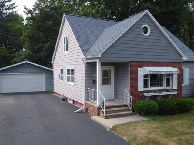 406 Deresch St, Antigo, WI 54409
