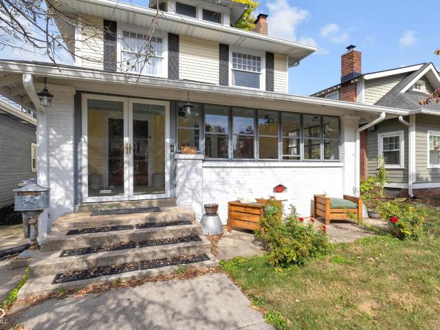 406 E 51st Street