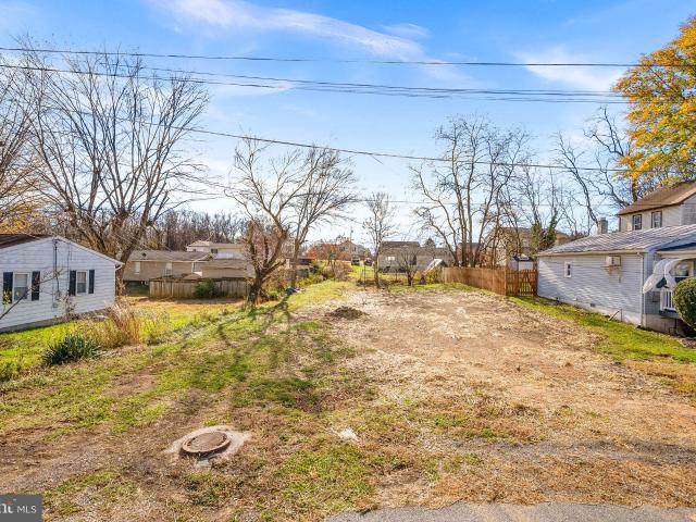 406 E 11th Ave, Ranson, WV 25438 | MLS #WVJF2020 | Compass