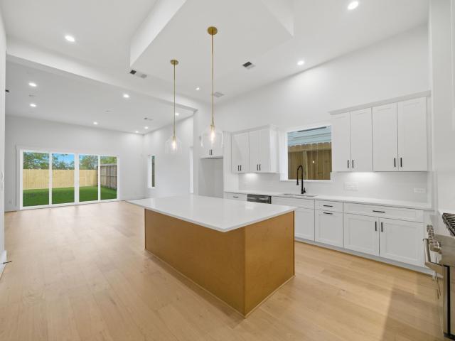 406 E 28th St, Houston, TX 77008 | MLS #77501