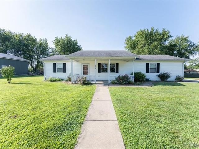 406 E Trades Dr, Belle, MO 65013