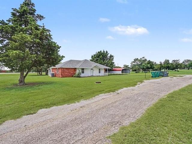 406 E Hahn St, Granite, OK 73547