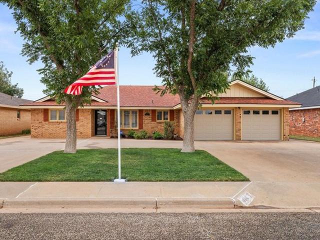 406 E Jackson St, Levelland, TX 79336
